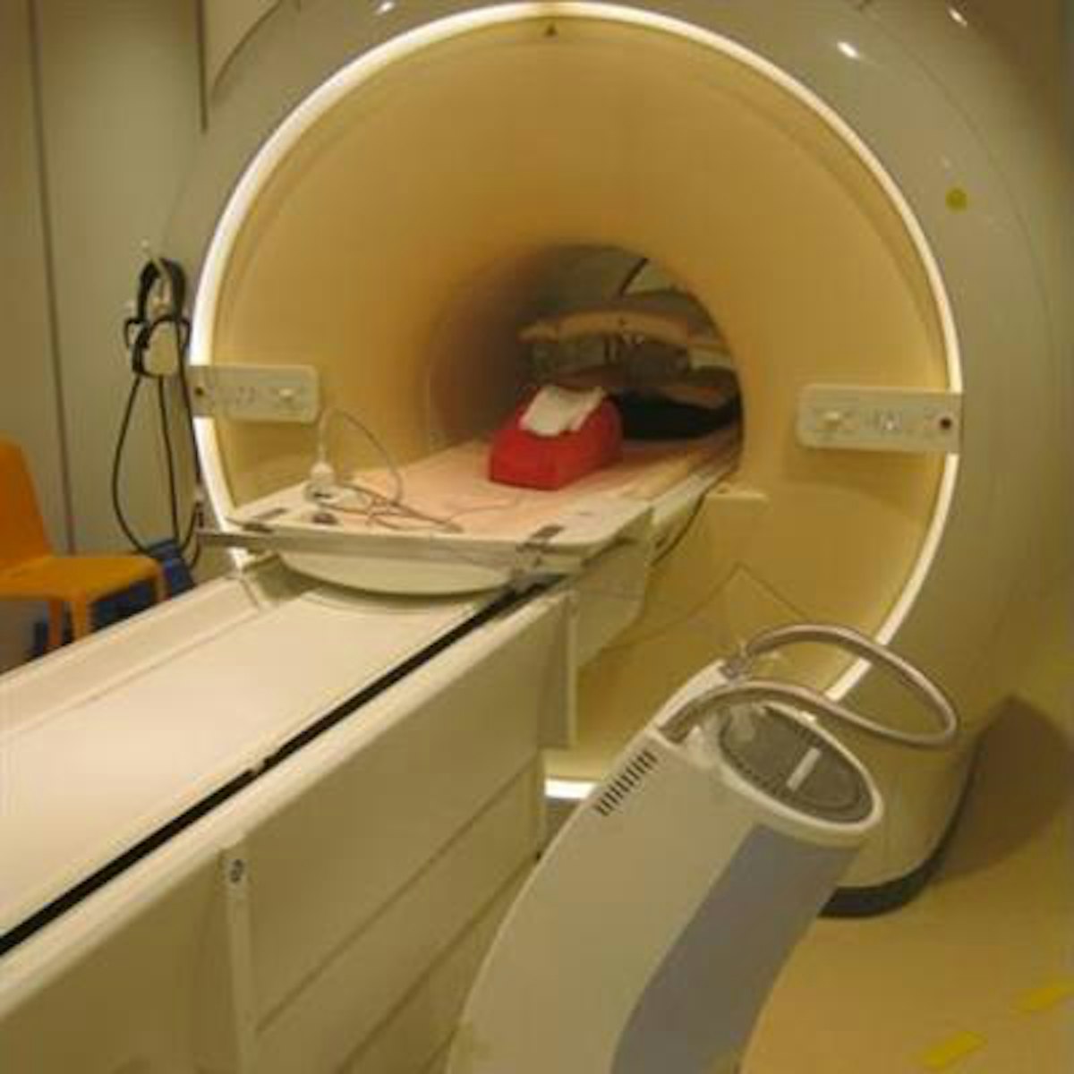 MR device eases high-dose-rate brachytherapy | AuntMinnieEurope