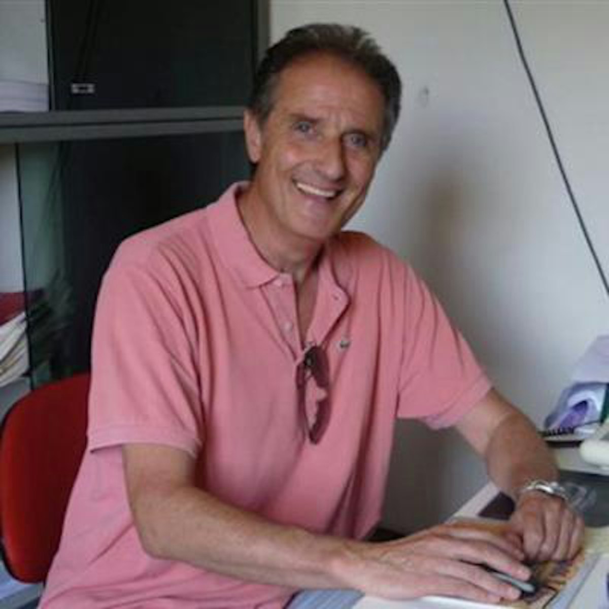 Radiology pays tribute to cancer imaging expert Daniel Vanel ...