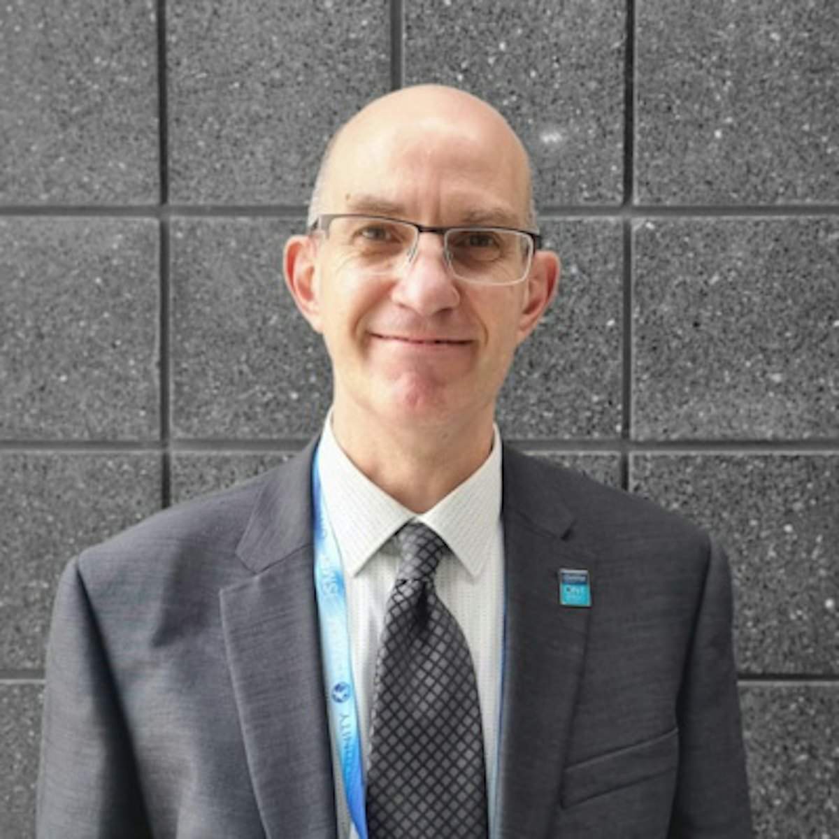 Video from ISMRM 2022: Fernando Calamante on Ukraine and Russia | AuntMinnieEurope