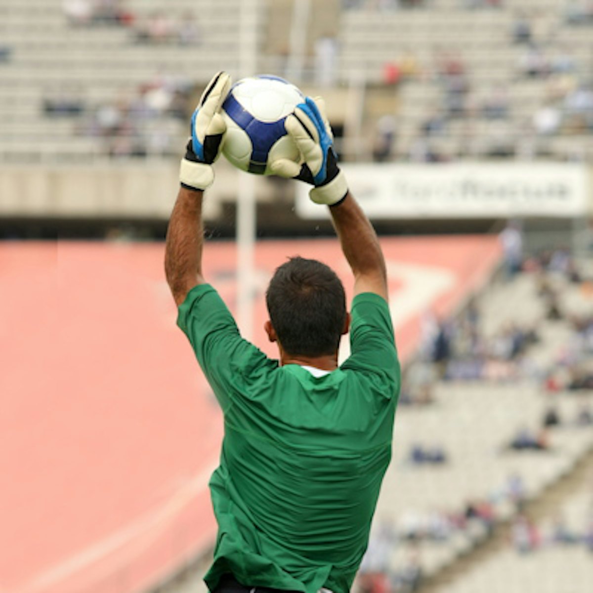MRI proves value in diagnosis of goalkeeping injuries | AuntMinnieEurope