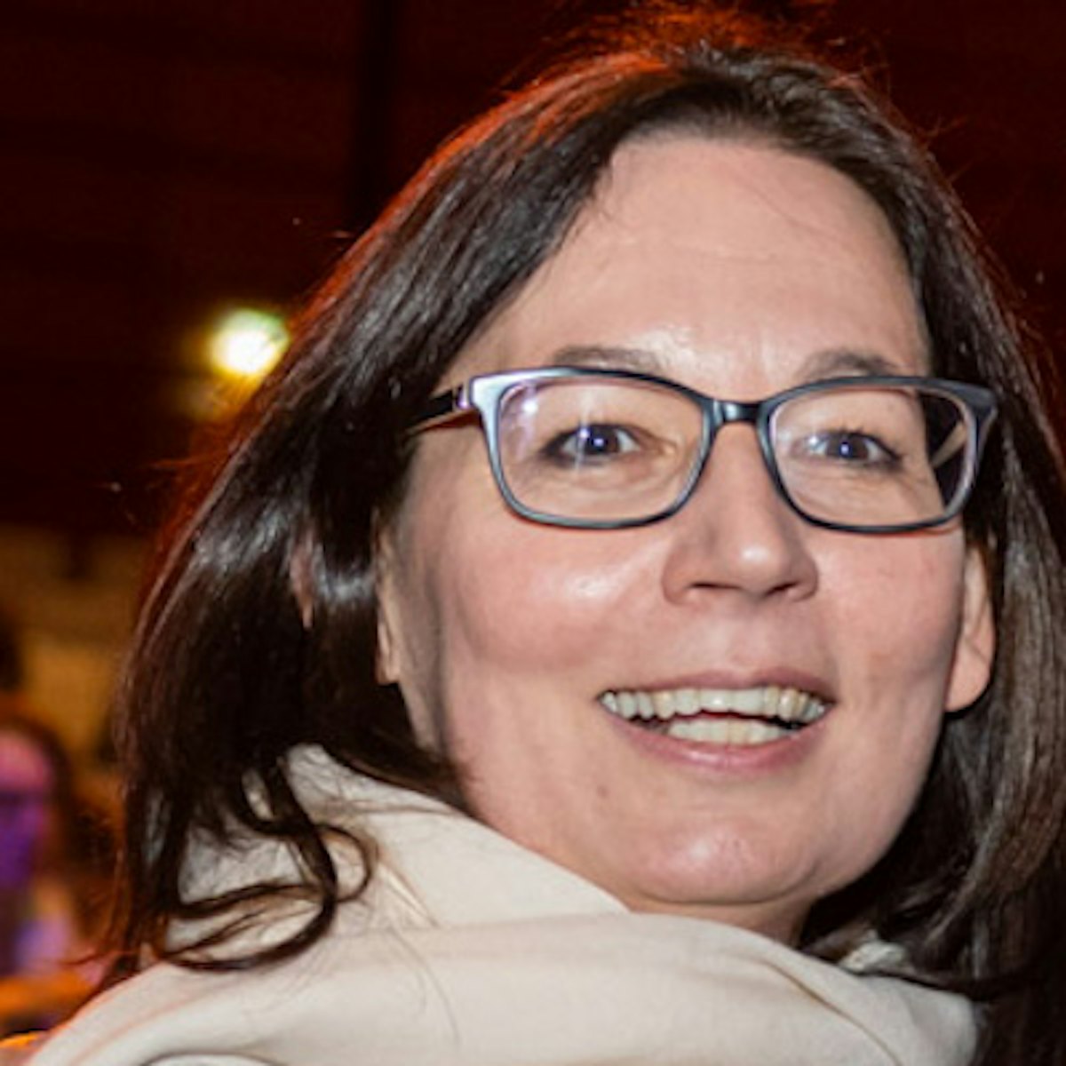 Marion Smits' mugs go viral on social media | AuntMinnieEurope