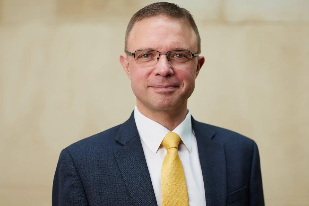 Stephen Harden takes the helm at RCR | AuntMinnieEurope